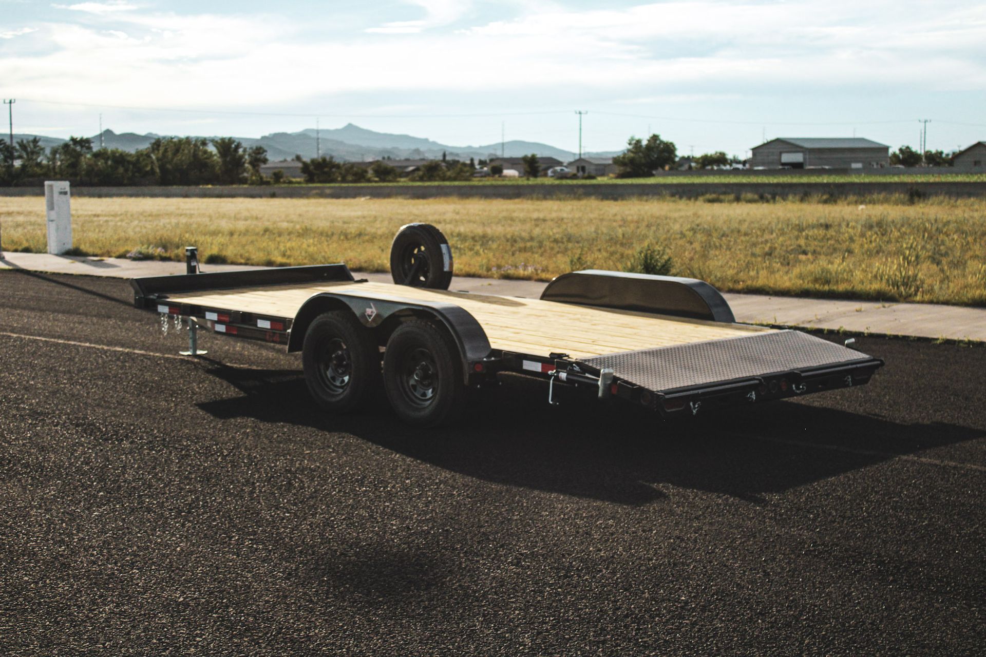 Dump Trailers | Equipment Trailers | Car Haulers Trailers